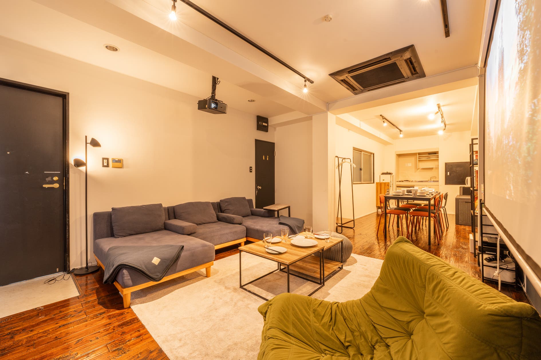 スペモ💫元町駅2分🚶学割🔔映画鑑賞🎥プロジェクター📽️パーティー🎊デート❤804_MOLE神戸三宮の写真3