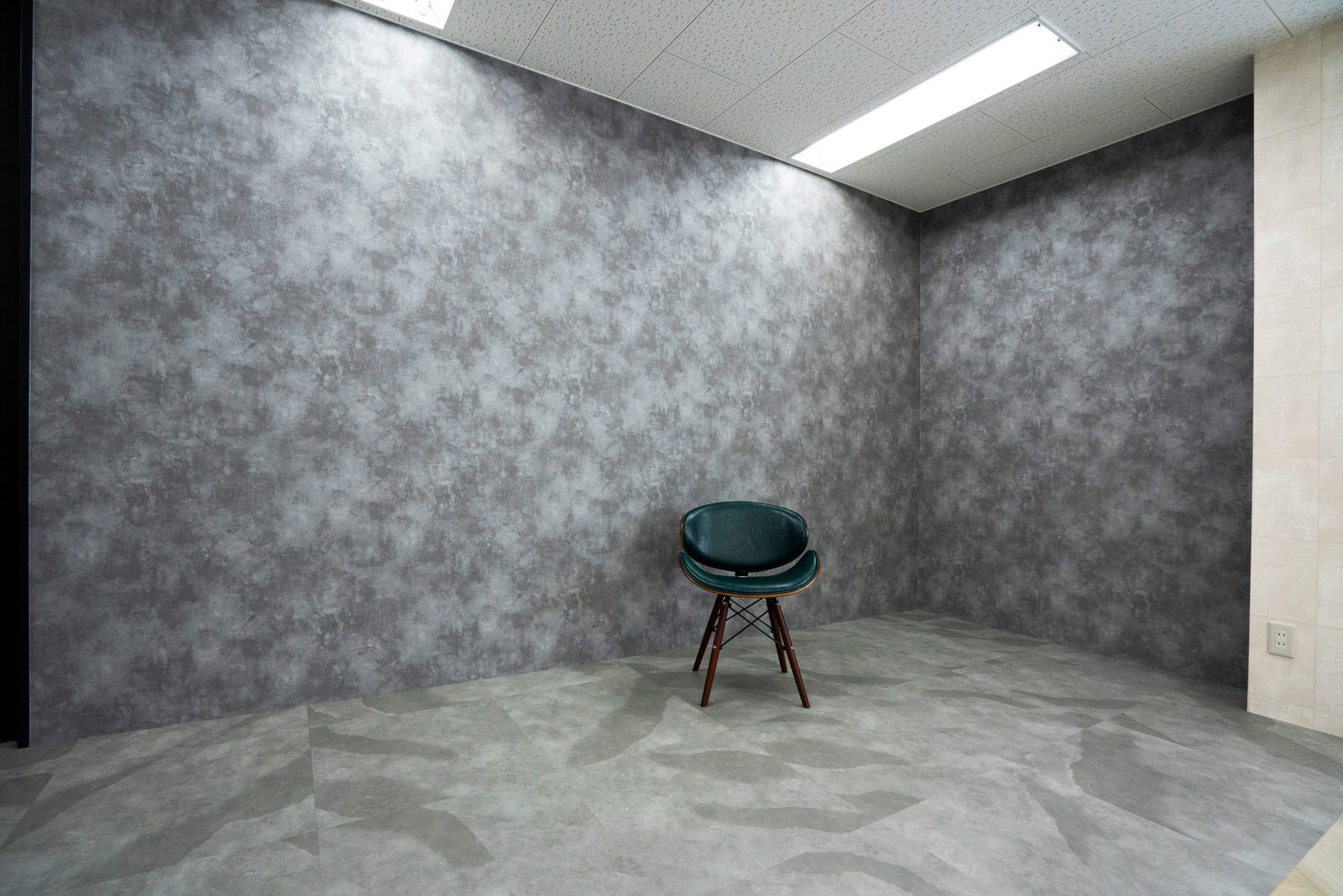 都市のど真ん中で、撮影も配信も。 プロ機材込みで“表現に集中できる”130㎡スタジオの写真4