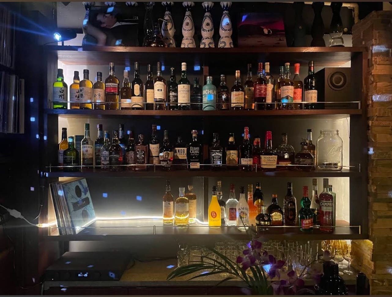 渋谷駅から徒歩7分！道玄坂上のミュージックBAR‼️の写真2