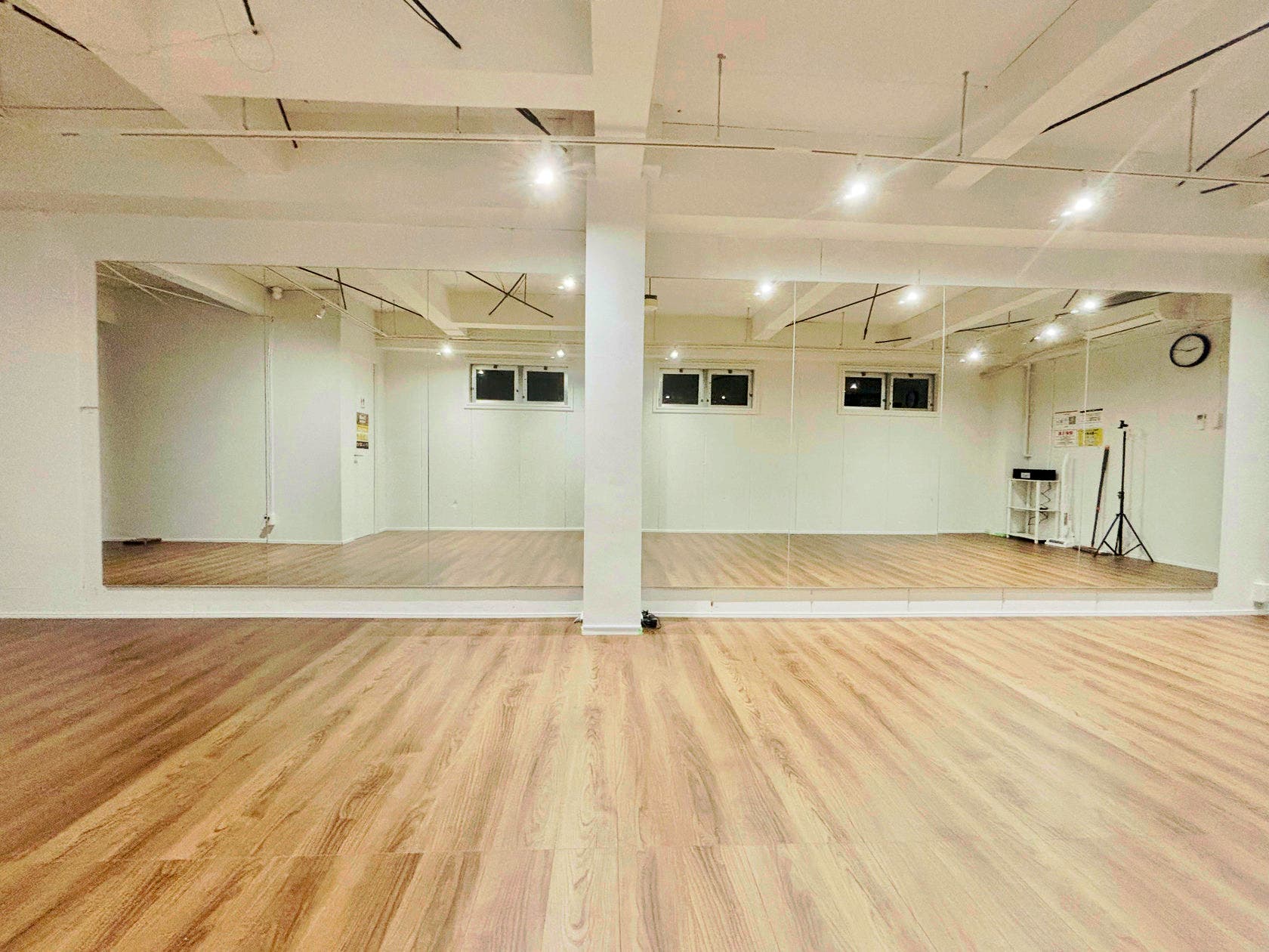 スタジオDancers河原町2nd　当日予約可能！ダンスの個人練習やレッスンの開催に最適な多目的スペースですの写真3