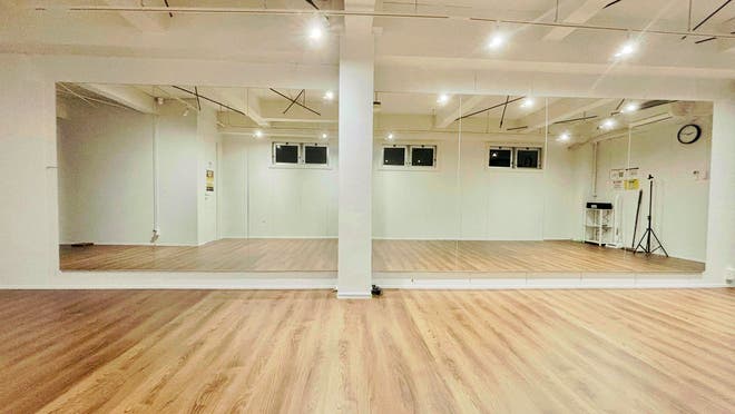 スタジオDancers河原町2nd 当日予約可能!ダンスの個人練習やレッスンの開催に最適な多目的スペースですの写真3