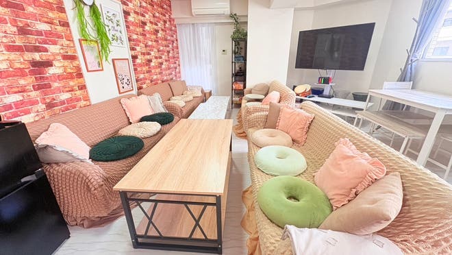 【角部屋スペース】✨新大阪駅 NEW OPEN✨角部屋/最大20名🆗/55型神クラスTV📺/女子会💖/大人気ゲーム🎮の写真2