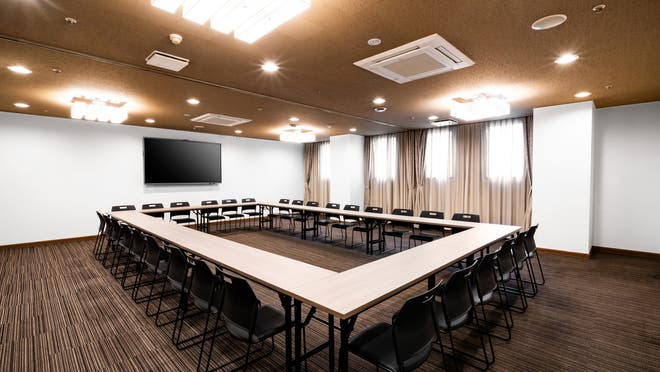 貸し会議室A・B室(全室)<<博多駅至近>>「集まる・食べる・泊まる」が全て揃ったワンストップ会議室の写真1