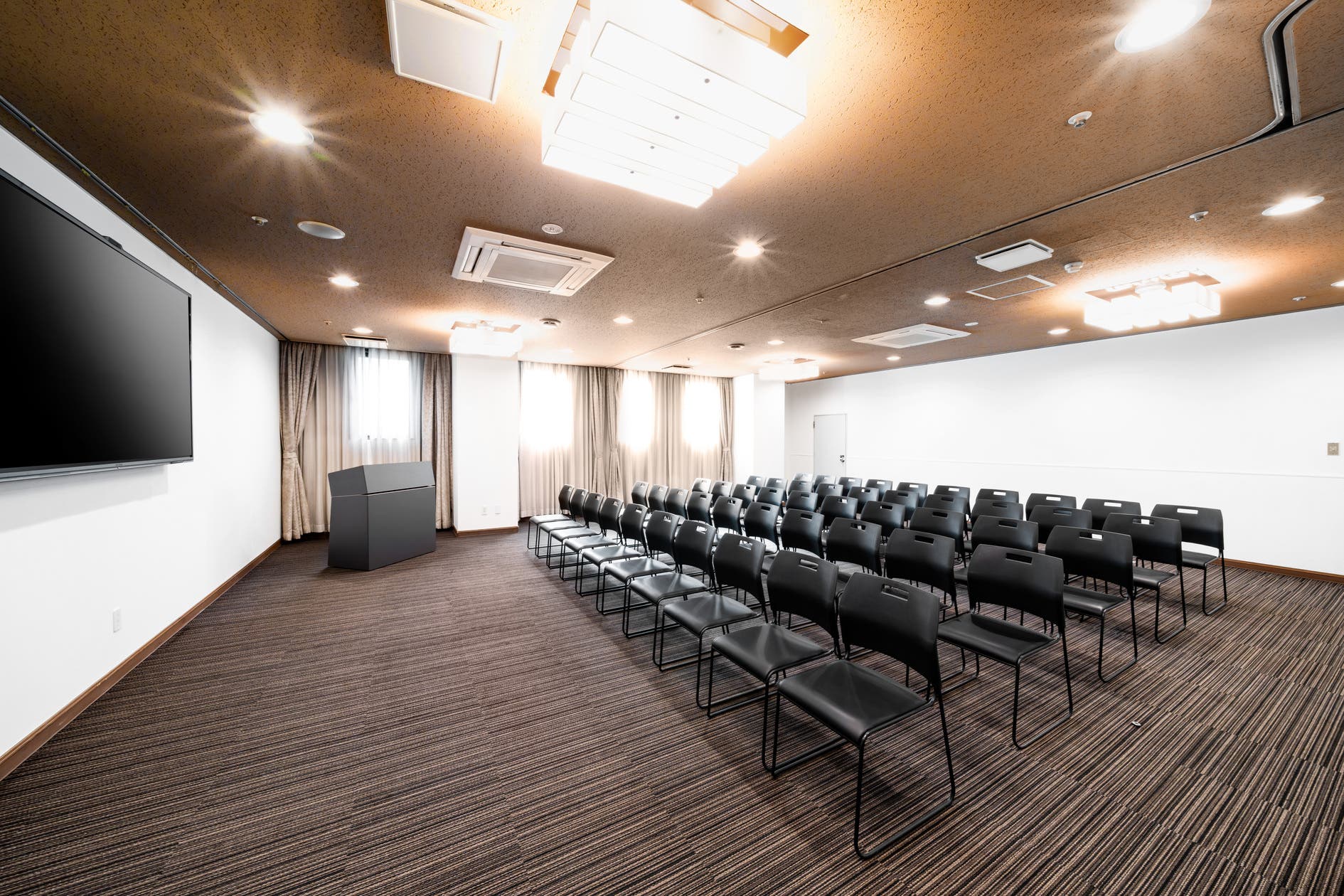 貸し会議室A・B室（全室）<<博多駅至近>>「集まる・食べる・泊まる」が全て揃ったワンストップ会議室の写真7