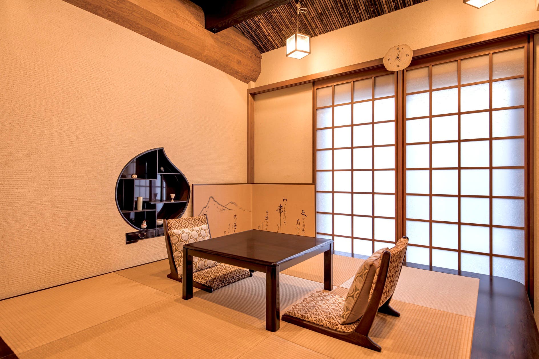 ⚫︎撮影映え❤️大人のパーティー🎉ママ会🌸撮影会📸大人数OK/駐車場20台/大型キッチン/ テーブルセッティング🥂の写真3