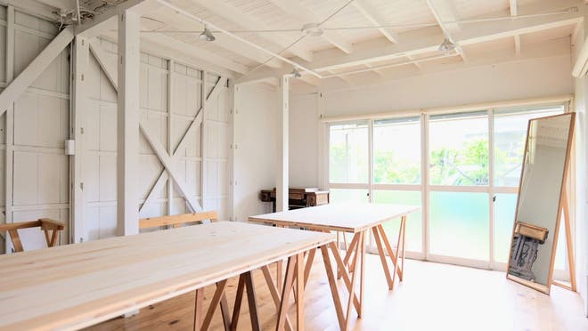 🌟OPEN PRICE🌟【駐車場付き・2面採光📸】自然光×無垢床の開放的な撮影・ワークショップ空間の写真3