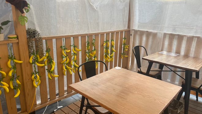 地下鉄天神駅から徒歩2分!開放的な屋根付きテラス席!の写真1