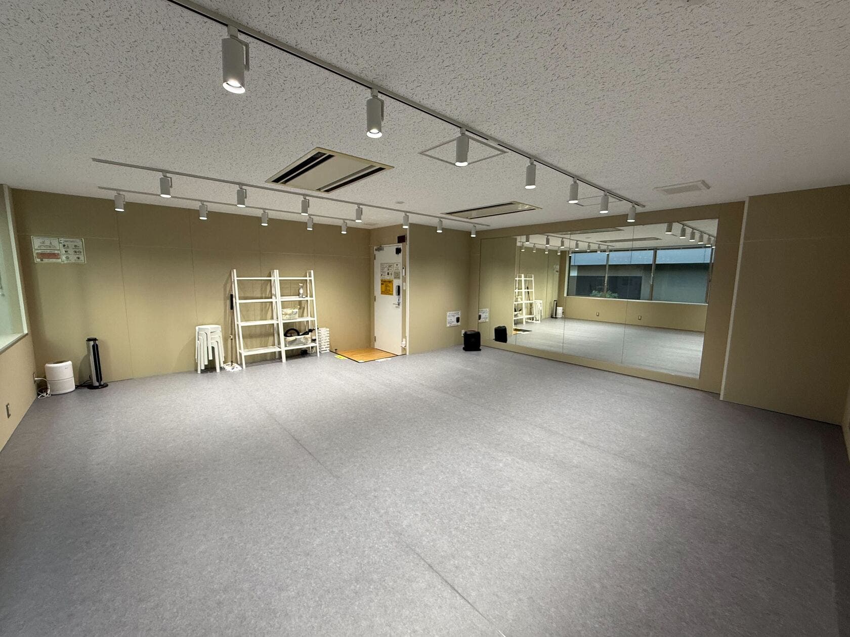 【渋谷駅徒歩3分】35.98㎡/ダンス・ヨガ・レッスンに適したスタジオです！自然光が入るお部屋（ルービー渋谷３rd room2）の写真2