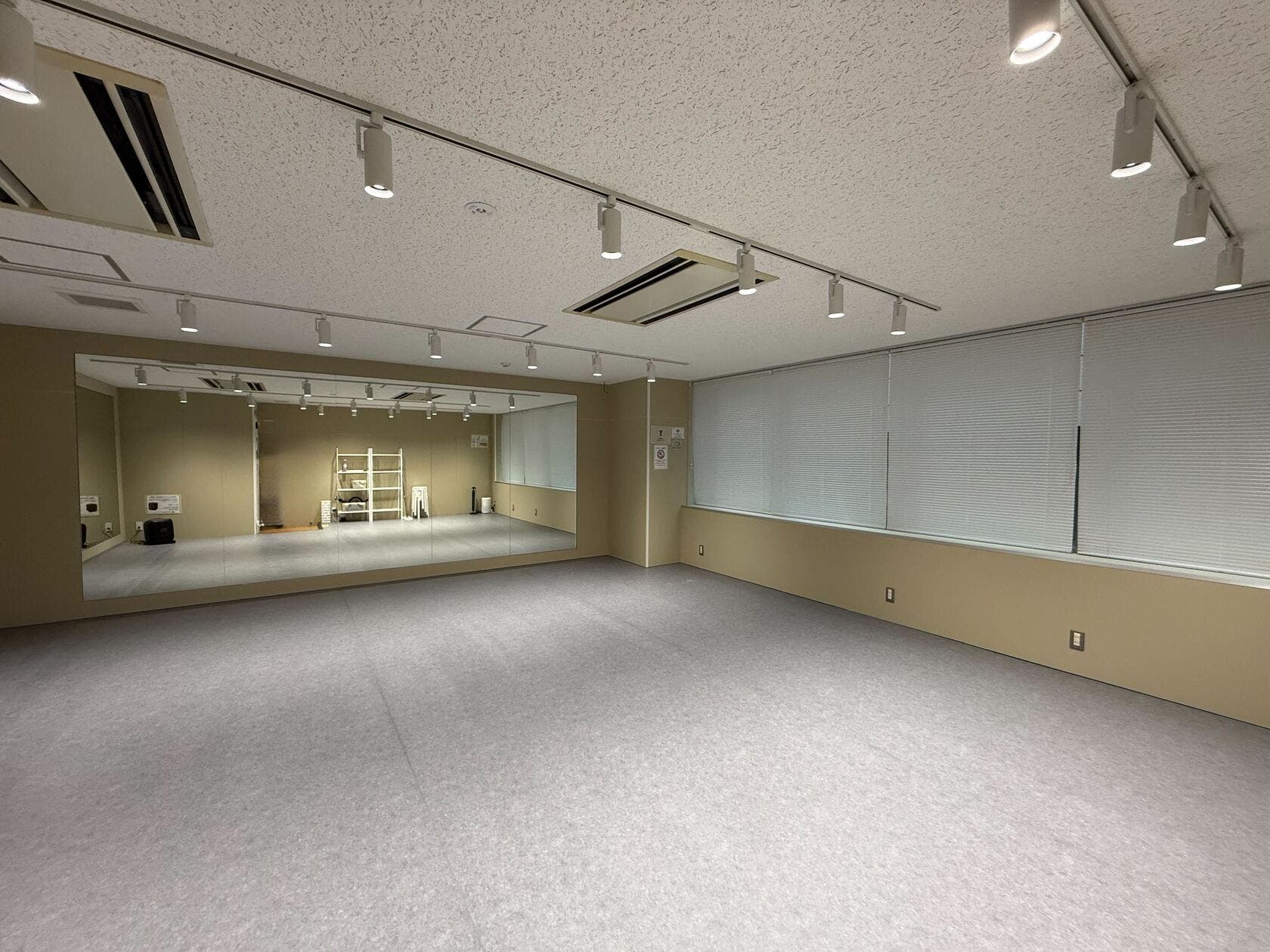 【渋谷駅徒歩3分】35.98㎡/ダンス・ヨガ・レッスンに適したスタジオです！自然光が入るお部屋（ルービー渋谷３rd room2）の写真3