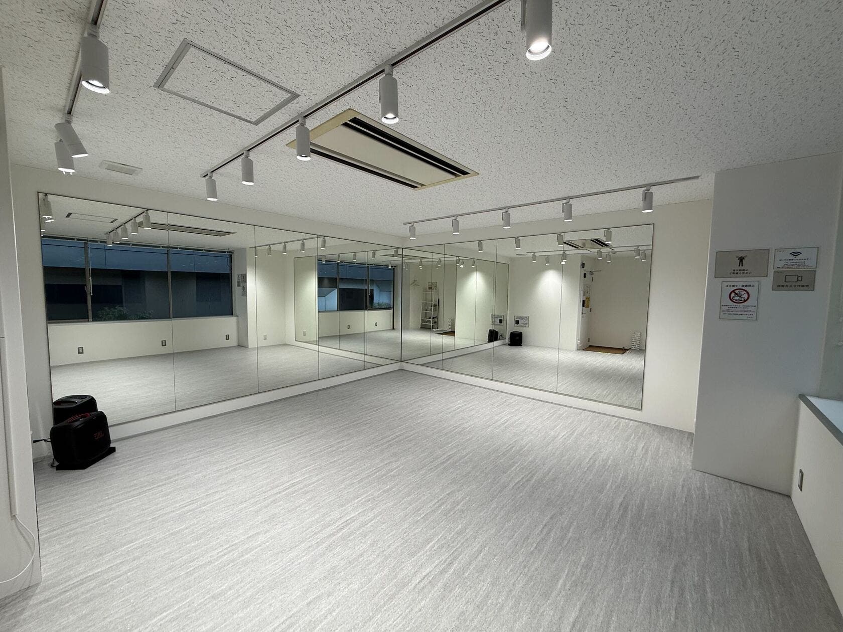 【渋谷駅徒歩3分】23.86㎡/ダンス・ヨガ・レッスンに適したスタジオです！自然光が入るお部屋（ルービー渋谷３rd room3）の写真1