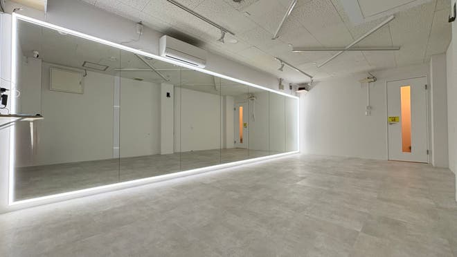 【BUZZ吉祥寺】401スタジオの写真1