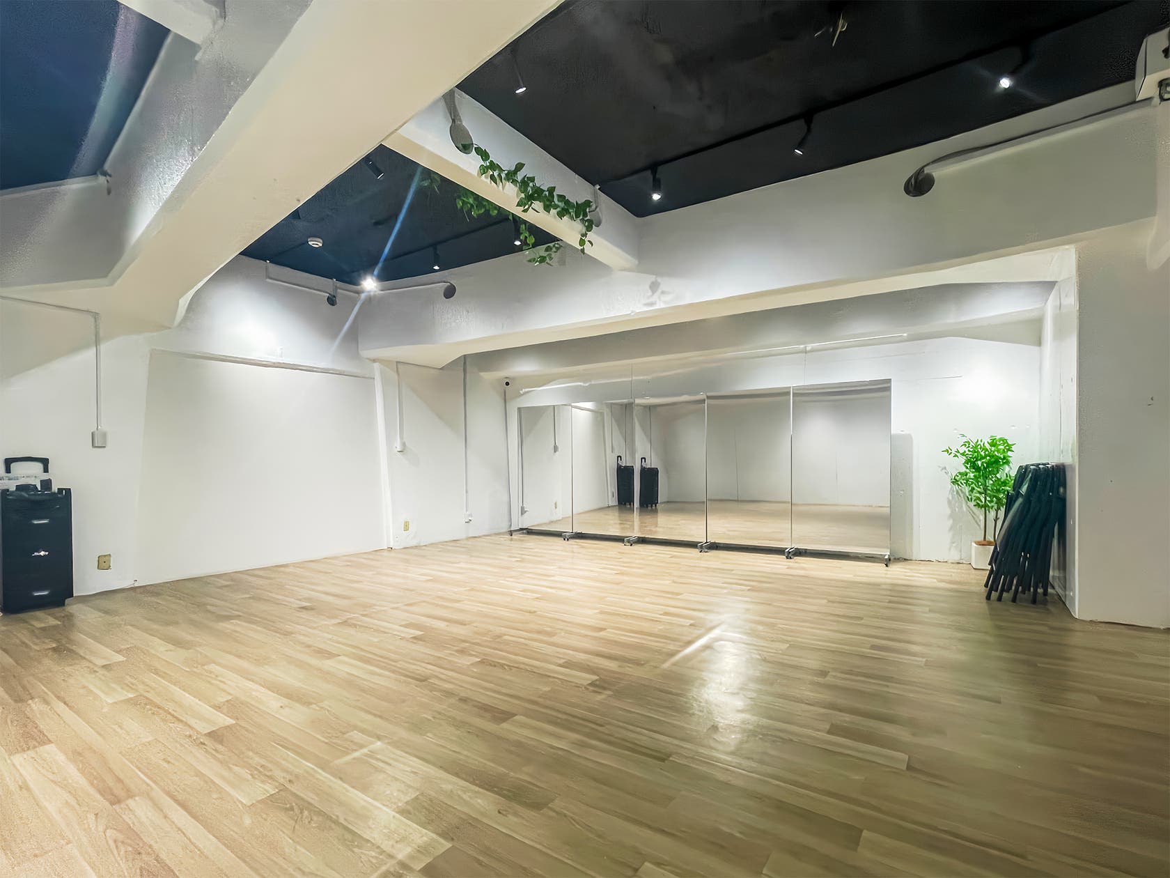 【B－202】24時間利用OK！ダンス・演劇・楽器練習・配信・リハーサル・フィットネス最適！SMOOTH全自動入退室システムの写真1