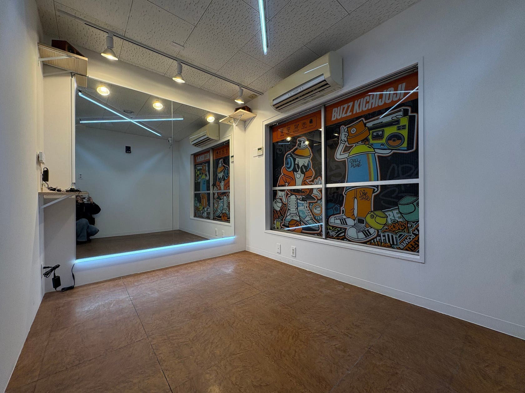 【BUZZ吉祥寺】402スタジオの写真1