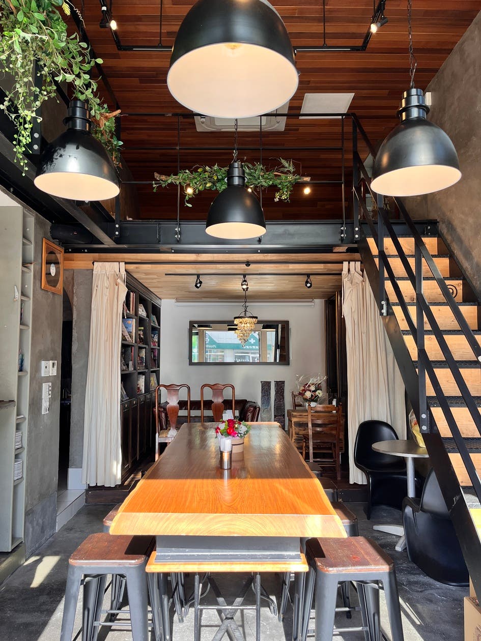 平塚駅から徒歩10分のデザイナーズカフェレストランの写真2