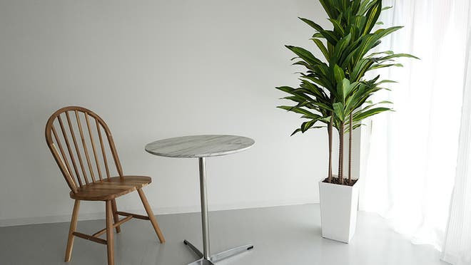 【藤森駅1分】白壁×自然光の撮影スタジオ|コスプレ・ポートレート・SNS撮影向け|更衣室あり・メイク利用可の写真6