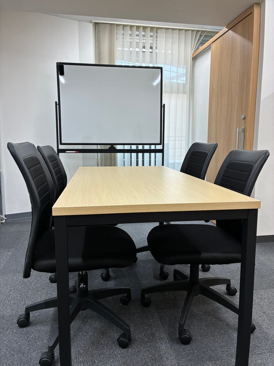 六本木駅からわずか２分！静かに集中できるワーキングスペースの写真2