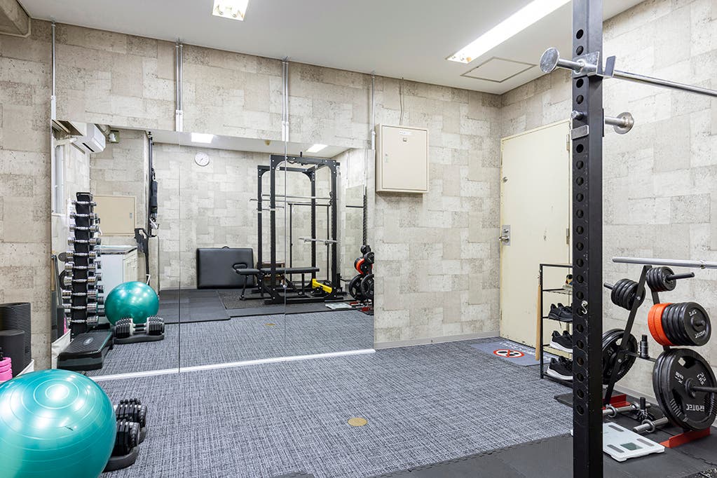 オープン記念990円【松屋町駅2分長堀駅10分】長堀最安値当日予約可能個室レンタルフィットネスジム！パーソナル、ピラティス可能！の写真3