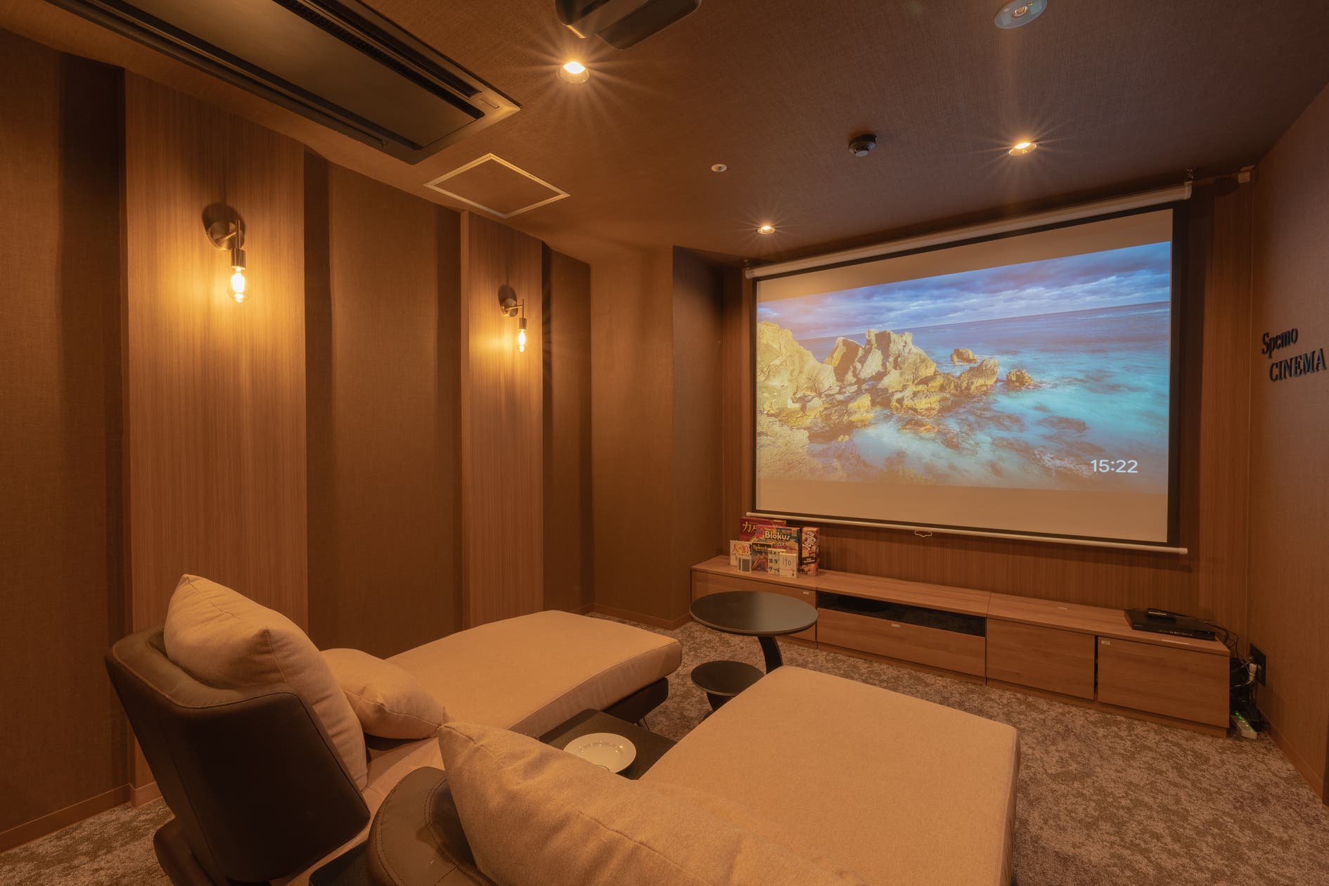 スペモシネマ🎬️すすきの駅5分🍷ゴミ無料👌🏻プロジェクター🎥映画デート💞ゲーム🎮721_SpemoCINEMA札幌の写真3