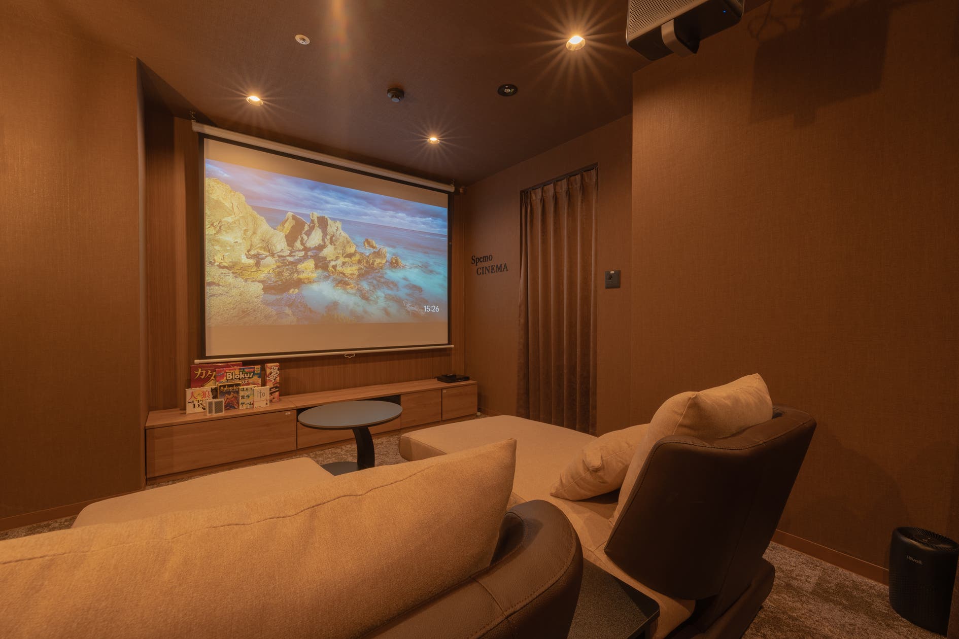 スペモシネマ🎬️すすきの駅5分🍷ゴミ無料👌🏻プロジェクター🎥映画デート💞ゲーム🎮721_SpemoCINEMA札幌の写真2