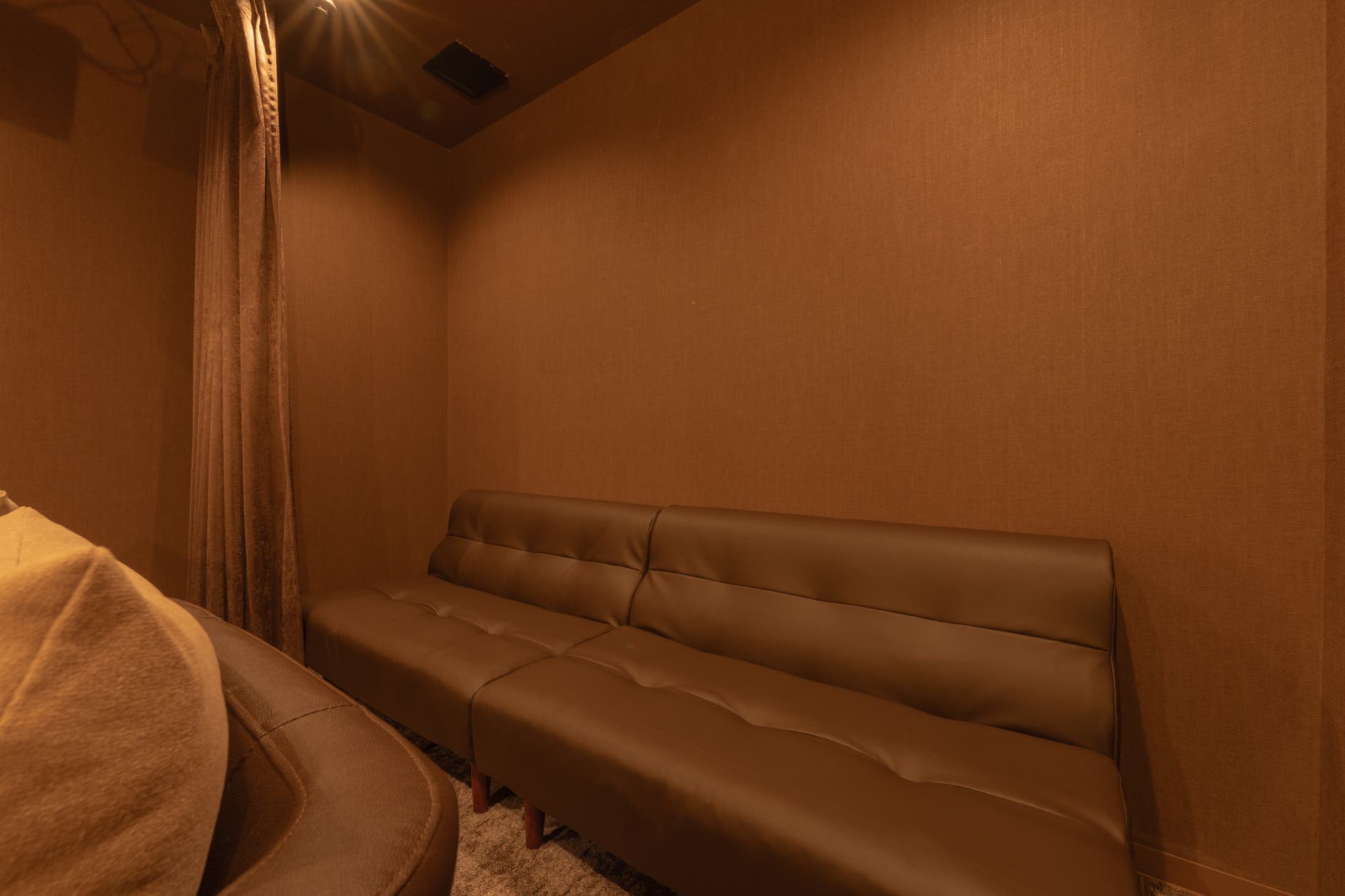 スペモシネマ🎬️すすきの駅5分🍷ゴミ無料👌🏻プロジェクター🎥映画デート💞ゲーム🎮721_SpemoCINEMA札幌の写真8