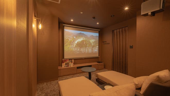 スペモシネマ🎬️すすきの駅5分🍷ゴミ無料👌🏻プロジェクター🎥映画デート💞ゲーム🎮721_SpemoCINEMA札幌の写真1