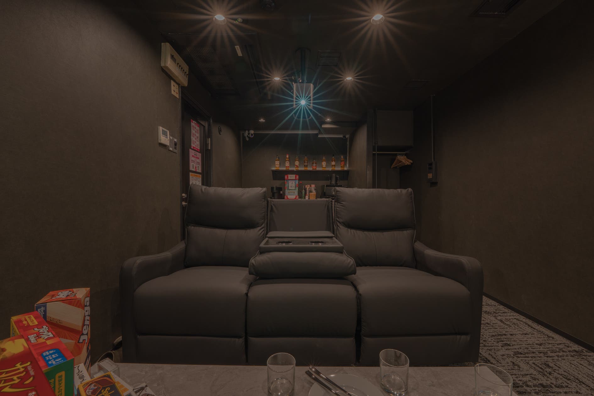 スペモシネマ🎬️すすきの駅5分🍷ゴミ無料👌🏻プロジェクター🎥映画🍿ゲーム🎮722_SpemoCINEMA札幌2ndの写真7