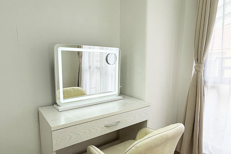 【堺東駅徒歩5分】New Open✨ネイル・エステに必要な備品がそろったプライベートサロン｜マッサージベッド・ネイルテーブル完備の写真6