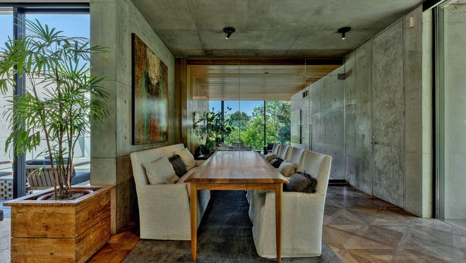 【表参道】オフサイトミーティング・交流会利用多数! プロジェクター完備でプレゼンや勉強会・研修などでご利用いただいております。の写真13