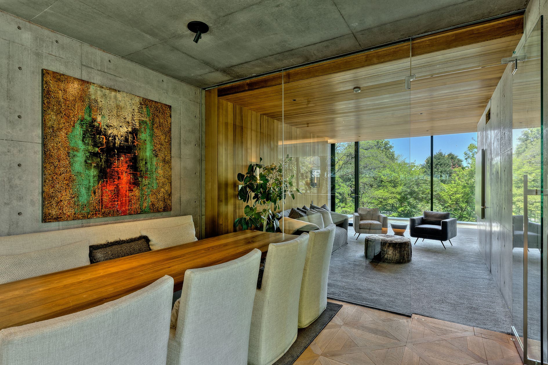 【表参道】オフサイトミーティング・交流会利用多数！ プロジェクター完備でプレゼンや勉強会・研修などでご利用いただいております。の写真14