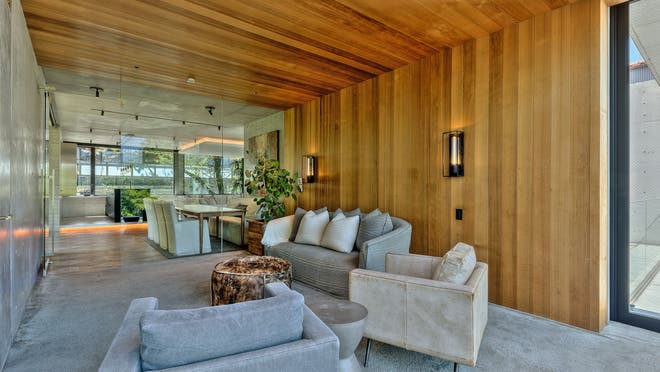 【表参道】オフサイトミーティング・交流会利用多数! プロジェクター完備でプレゼンや勉強会・研修などでご利用いただいております。の写真16