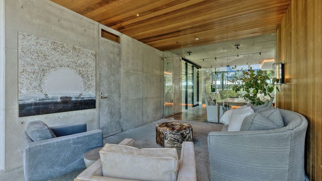 【表参道】オフサイトミーティング・交流会利用多数! プロジェクター完備でプレゼンや勉強会・研修などでご利用いただいております。の写真17