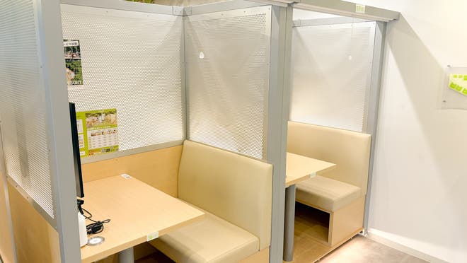 【池袋駅徒歩1分|24時間営業|5Sブース】高速Wi-Fi/31.5型モニター/充電/web商談・面接・MTG・テレワーク等の写真12
