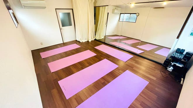 【JR東中野駅東口から徒歩4分】少人数制レッスンに最適✨ヨガ&ピラティスのセミパーソナルに丁度良いスタジオの写真2