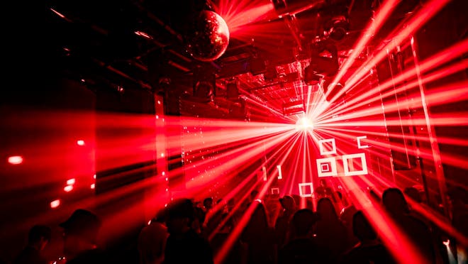 設備充実な路面店の写真1