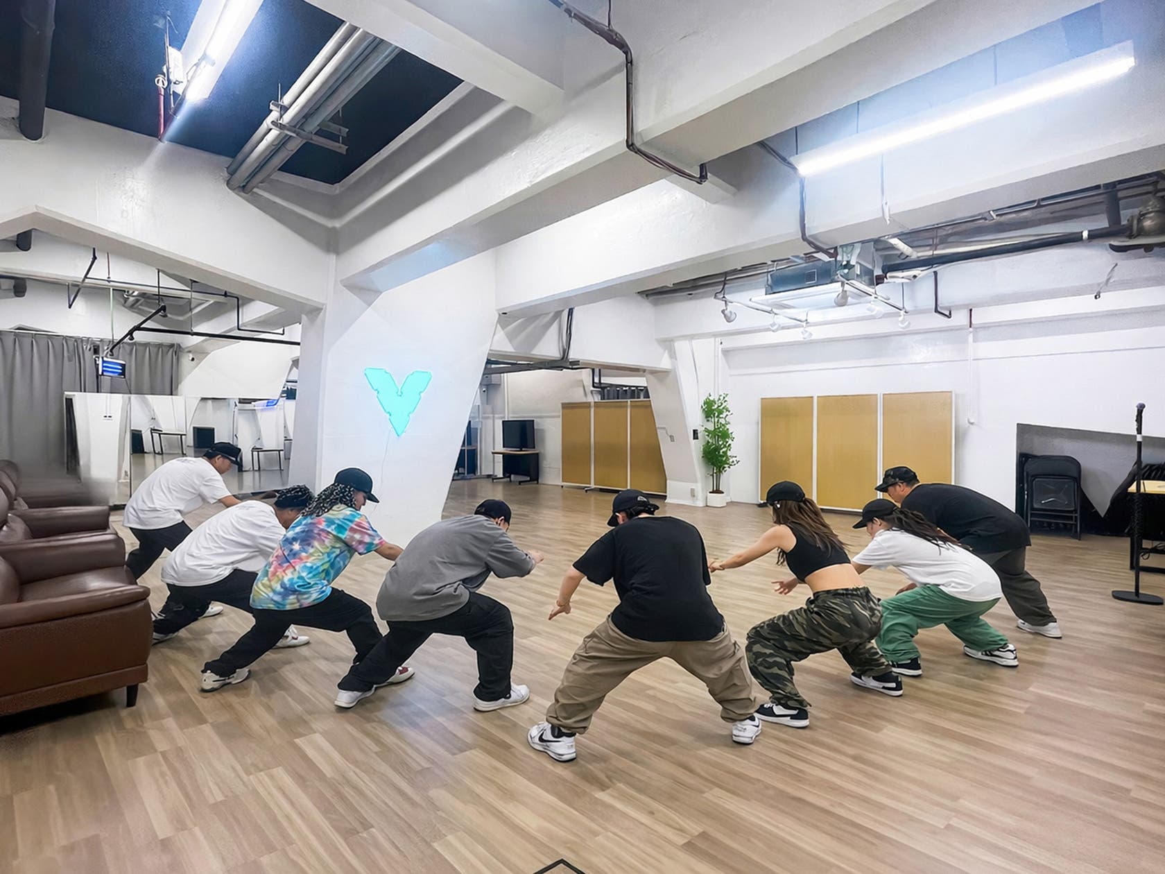 【A－グンカン・ベース】圧巻200㎡｜高音質スピーカー×プロ用音響×マイク完備｜大音量OK｜配信・イベント・ダンス対応！の写真24