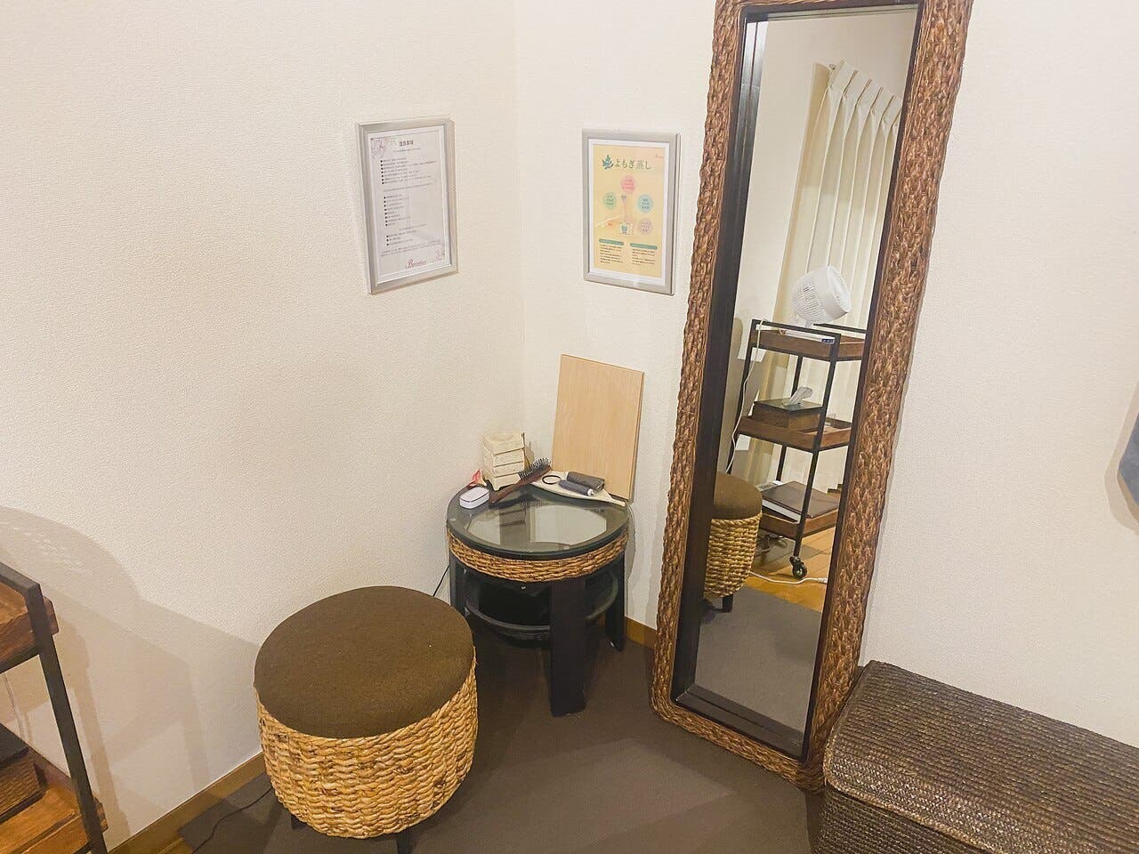 自由が丘7分｜女性専用エステ個室レンタル｜清潔感のある上質空間｜備品充実・ヒートマット有✨完全個室の写真3