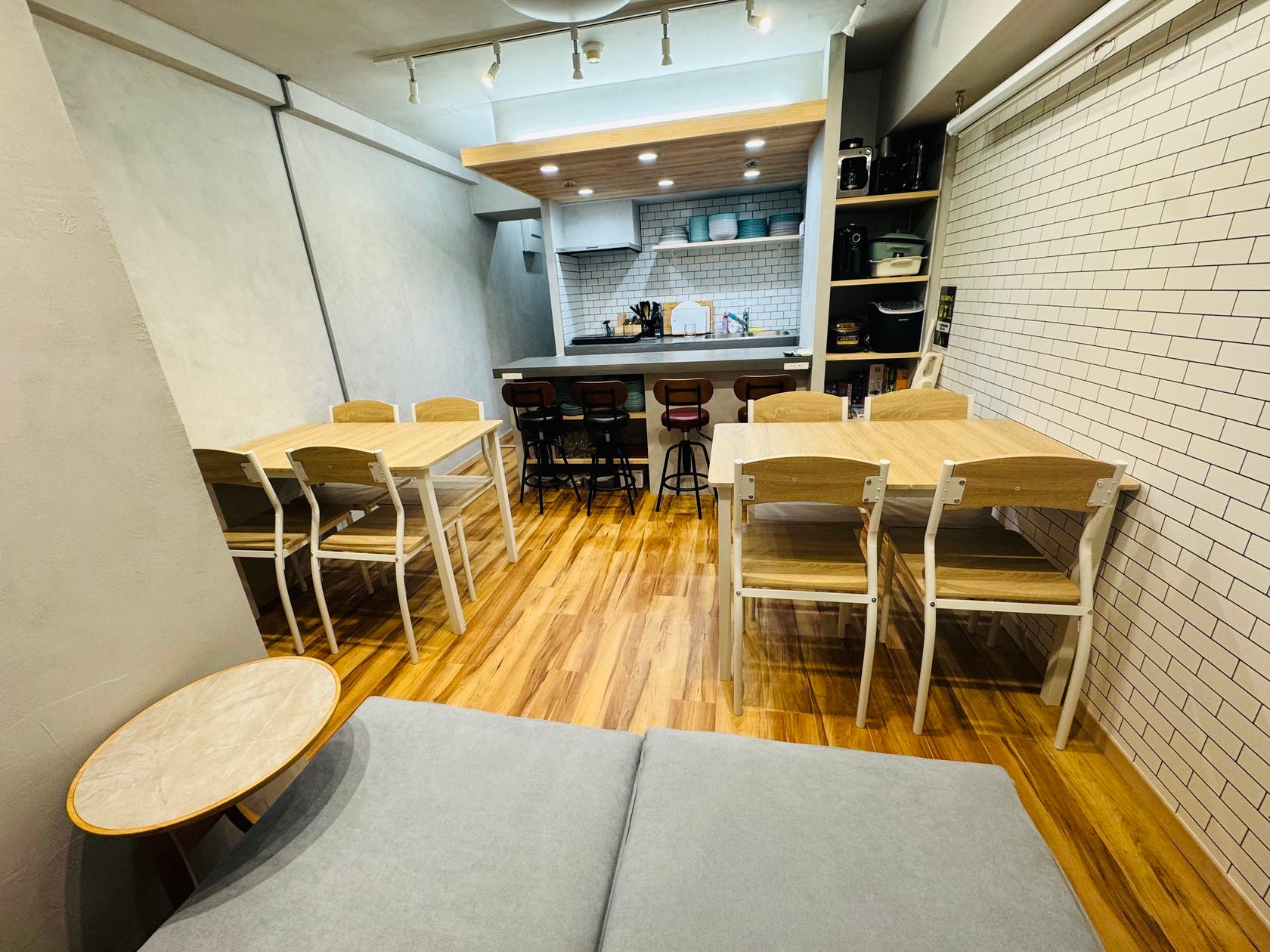 【改装】リノスペキッチン六本木俳優座🍳レンタルキッチン｜料理・ホームパーティー・デート・プロジェクター・女子会/駅近・格安の写真2