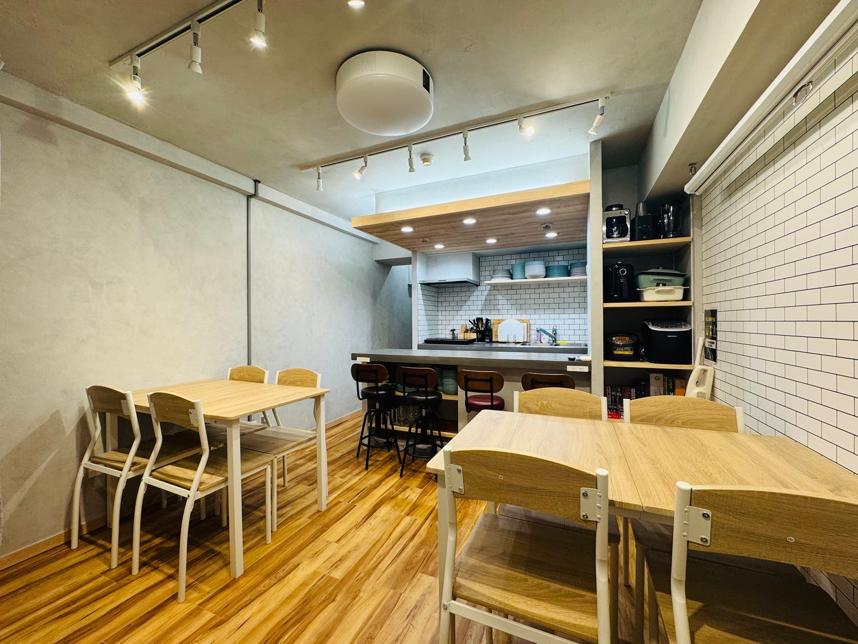 【改装】リノスペキッチン六本木俳優座🍳レンタルキッチン｜料理・ホームパーティー・デート・プロジェクター・女子会/駅近・格安の写真4