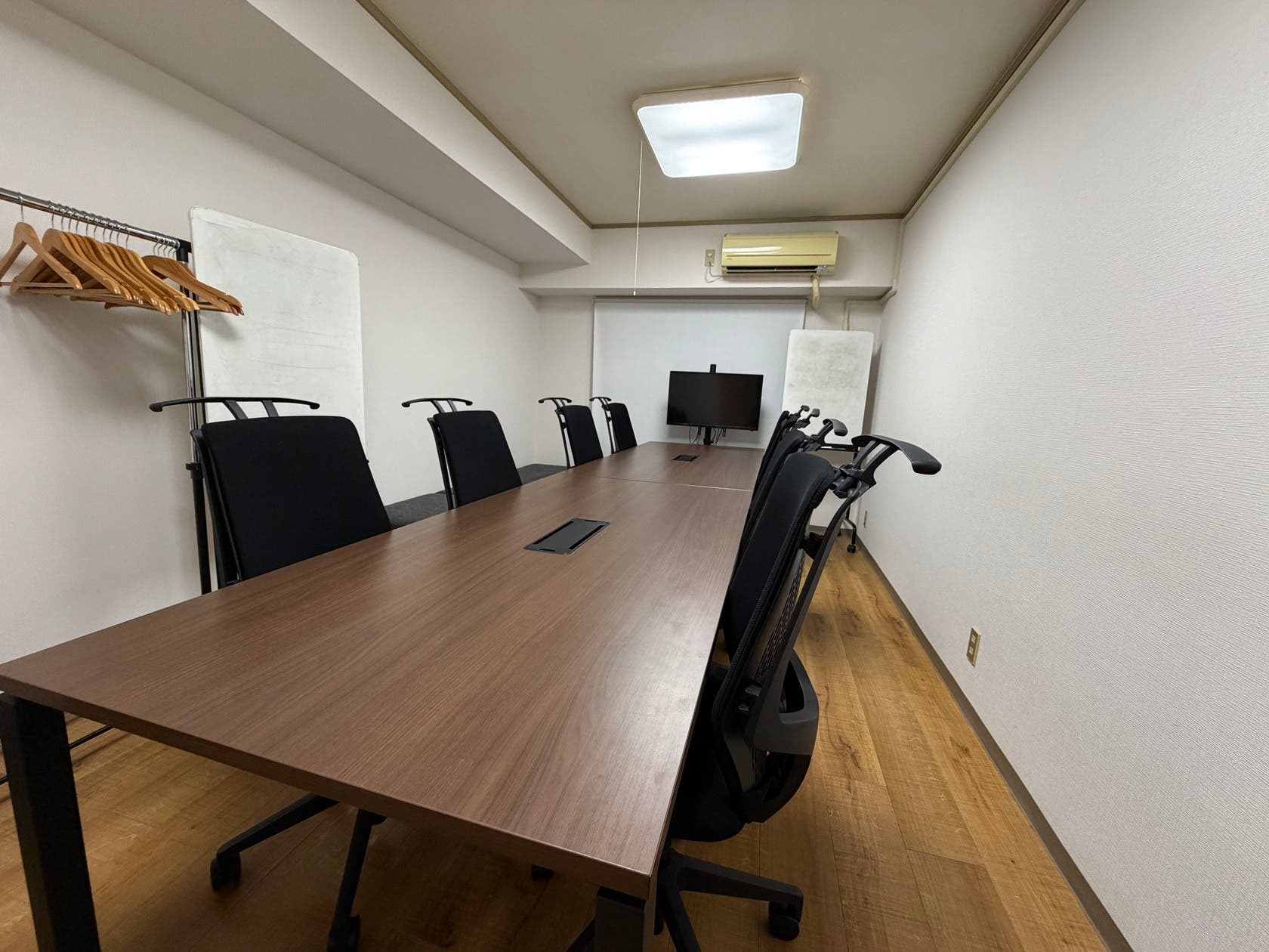 【浜松町＆大門2分】広々貸会議室💻ソファ席で寛げる✨️AmazonfireTVstick有📺ランドプレイス浜松町の写真5