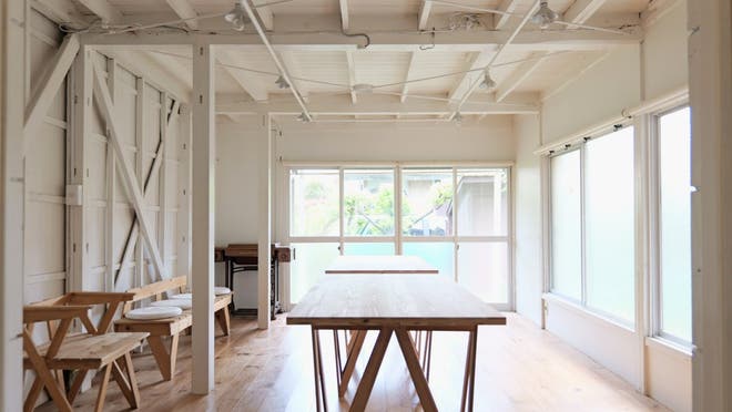 🌟OPEN PRICE🌟【駐車場付き・2面採光📸】自然光×無垢床の開放的な撮影・ワークショップ空間の写真1