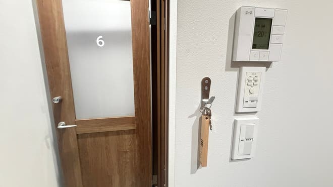 【柏駅から徒歩1分】モニター・フリードリンク付き1名個室(ブース9)の写真3