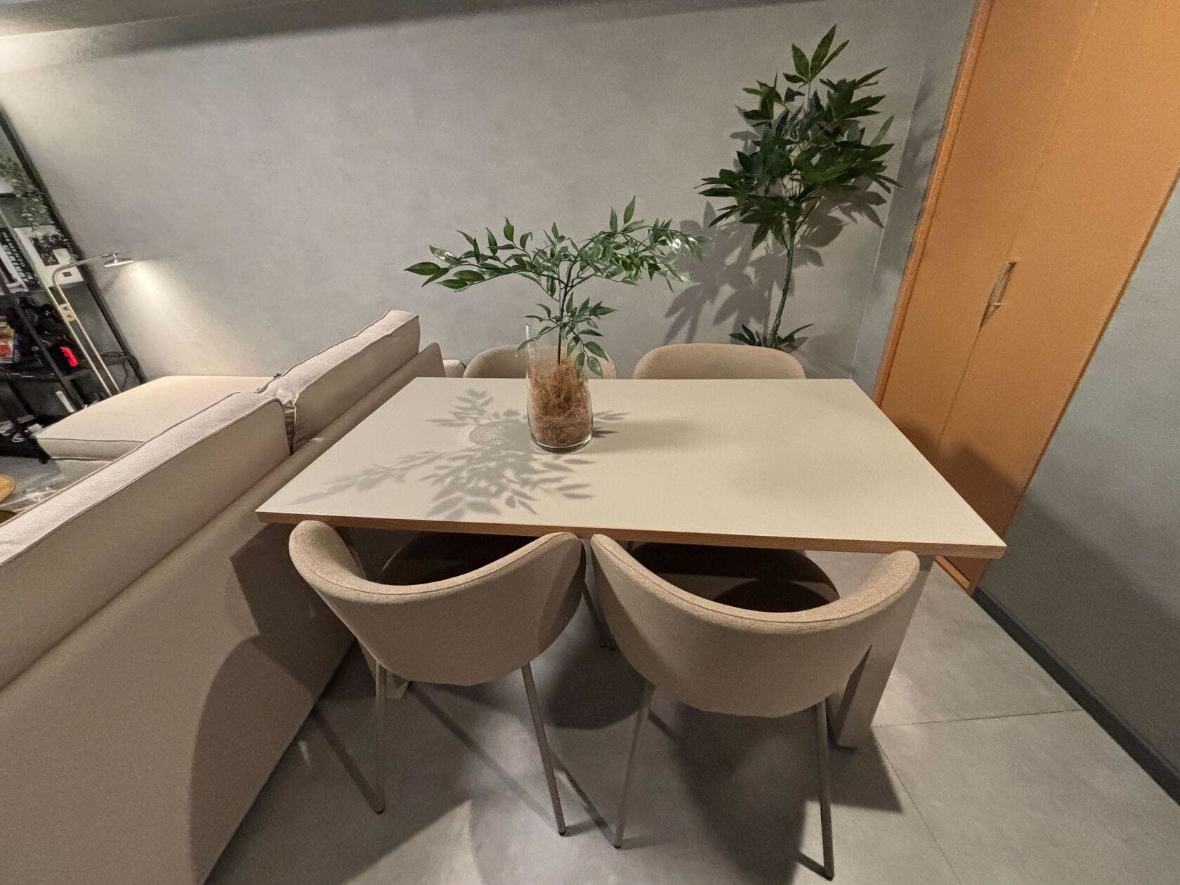 スペモ🏠駅徒歩2分🚶歓送迎会🎊おうちカラオケ🎤パーティー🥂プロジェクター🎥映画鑑賞🎬859_LIVING新宿の写真9