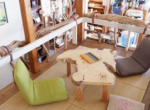 下北沢駅から徒歩5分のカフェの写真1