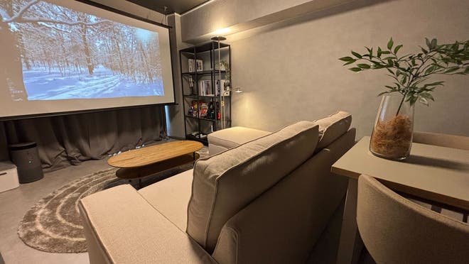 スペモ🏠駅徒歩2分🚶歓送迎会🎊おうちカラオケ🎤パーティー🥂プロジェクター🎥映画鑑賞🎬859_LIVING新宿の写真1