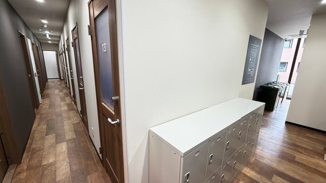 【柏駅から徒歩1分】モニター・フリードリンク付き4名会議室(Room C)の写真7