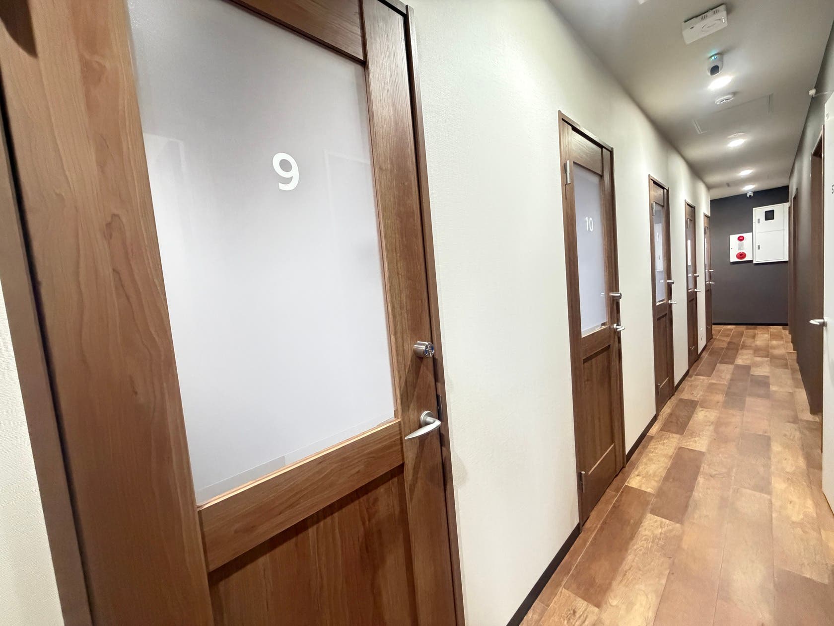 【柏駅から徒歩1分】モニター・フリードリンク付き8名会議室（Room B）の写真6