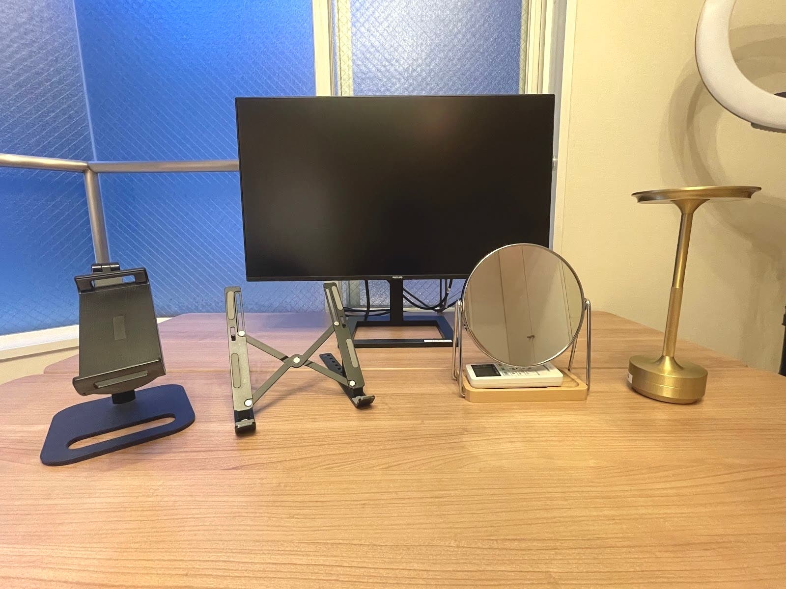 ＜ミニマルオフィス大曽根＞4名収容完全個室✨光回線Wi-Fi📶ホワイトボード📝会議/商談/テレワーク/作業の写真3