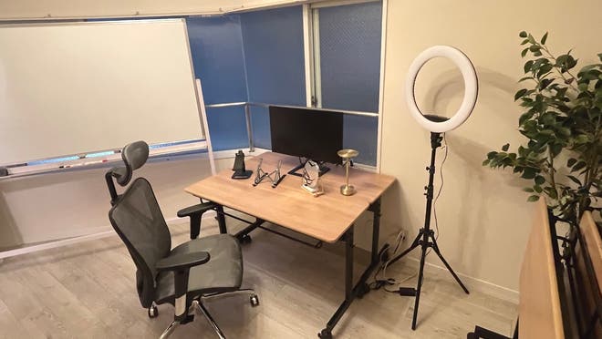 <ミニマルオフィス大曽根>4名収容完全個室✨光回線Wi-Fi📶ホワイトボード📝会議/商談/テレワーク/作業の写真1