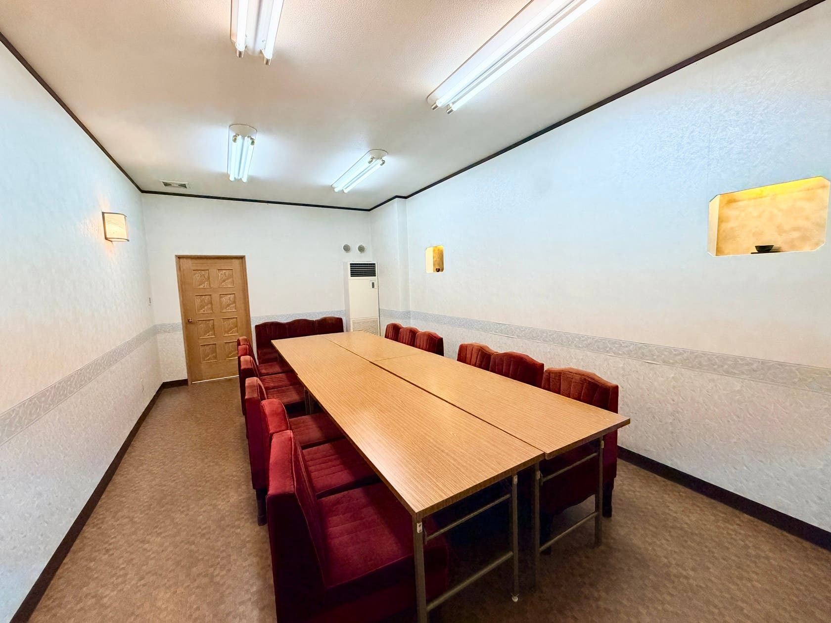 【大台町42号沿いの25畳個室】駐車20台・最大30名・会議/研修/面談/教室/塾にの写真3