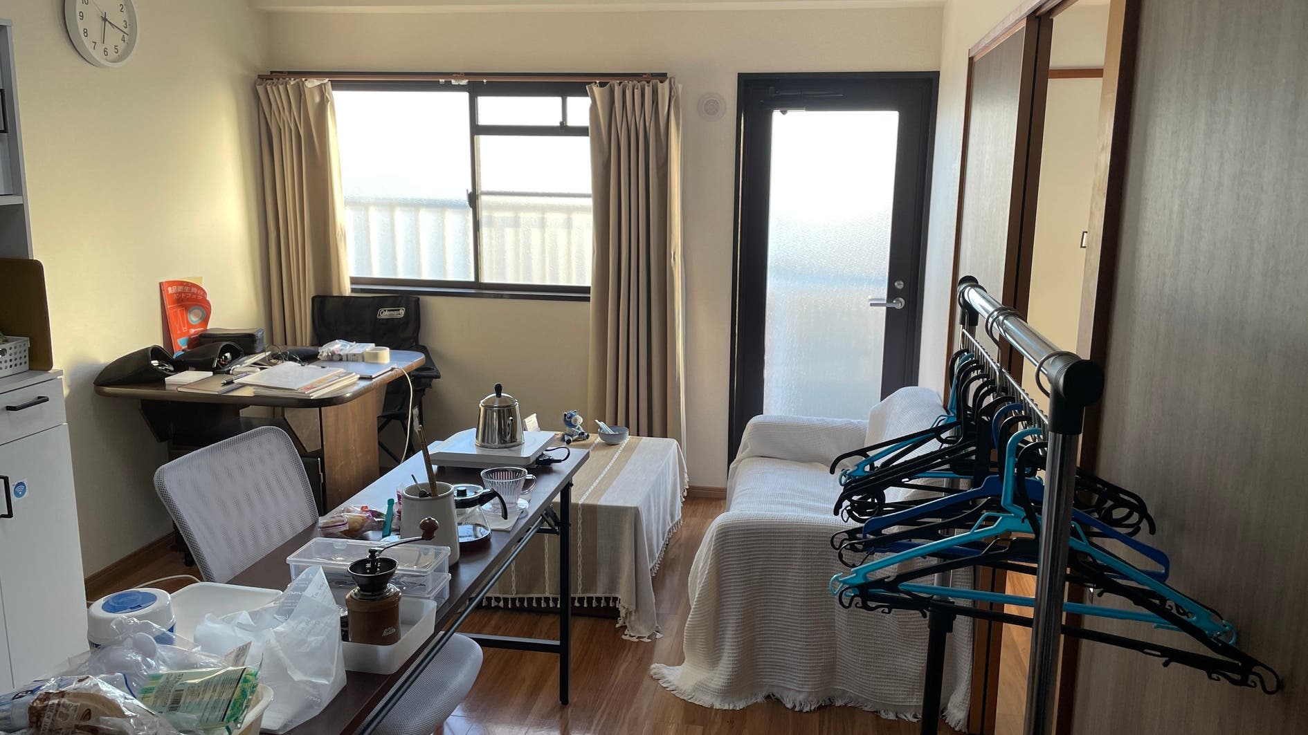 JR小倉駅徒歩6分｜小倉の工場夜景を独り占め。クリエイターのための夜の隠れ家「喫茶あかほり」の写真4